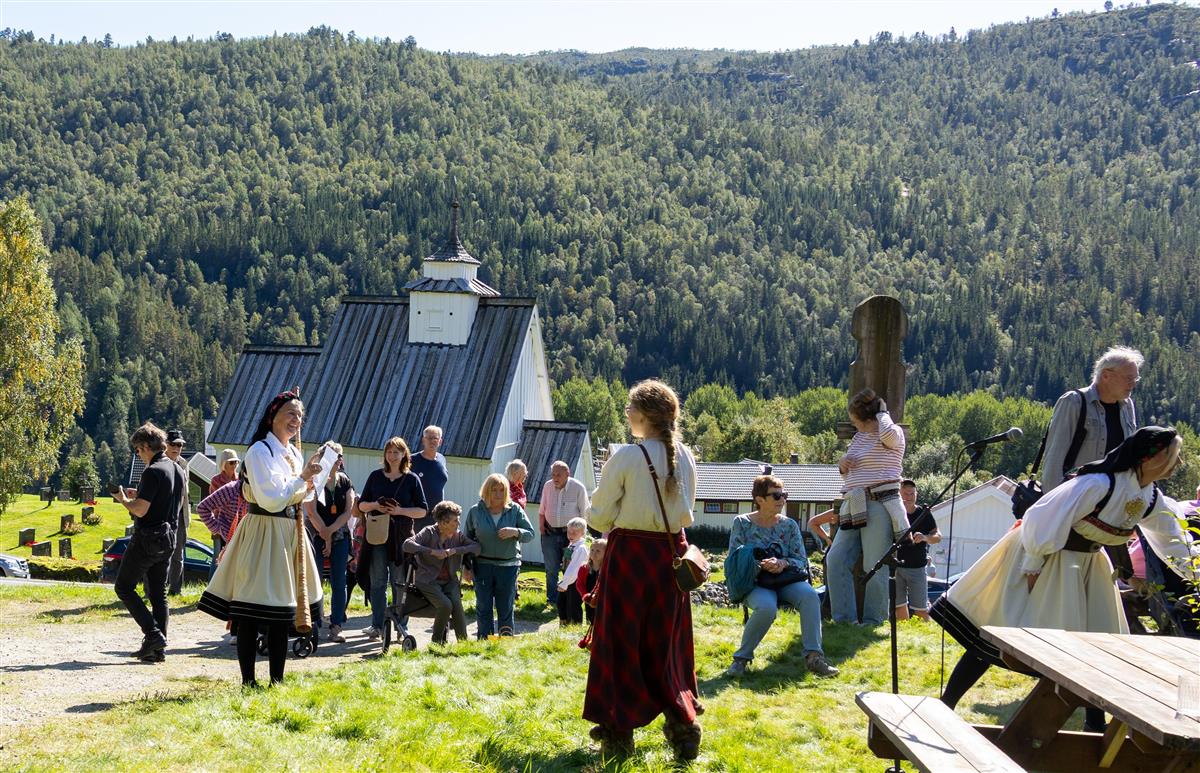 Bykledagen vart ein folkefest i strålande ver! - Bykle kommune